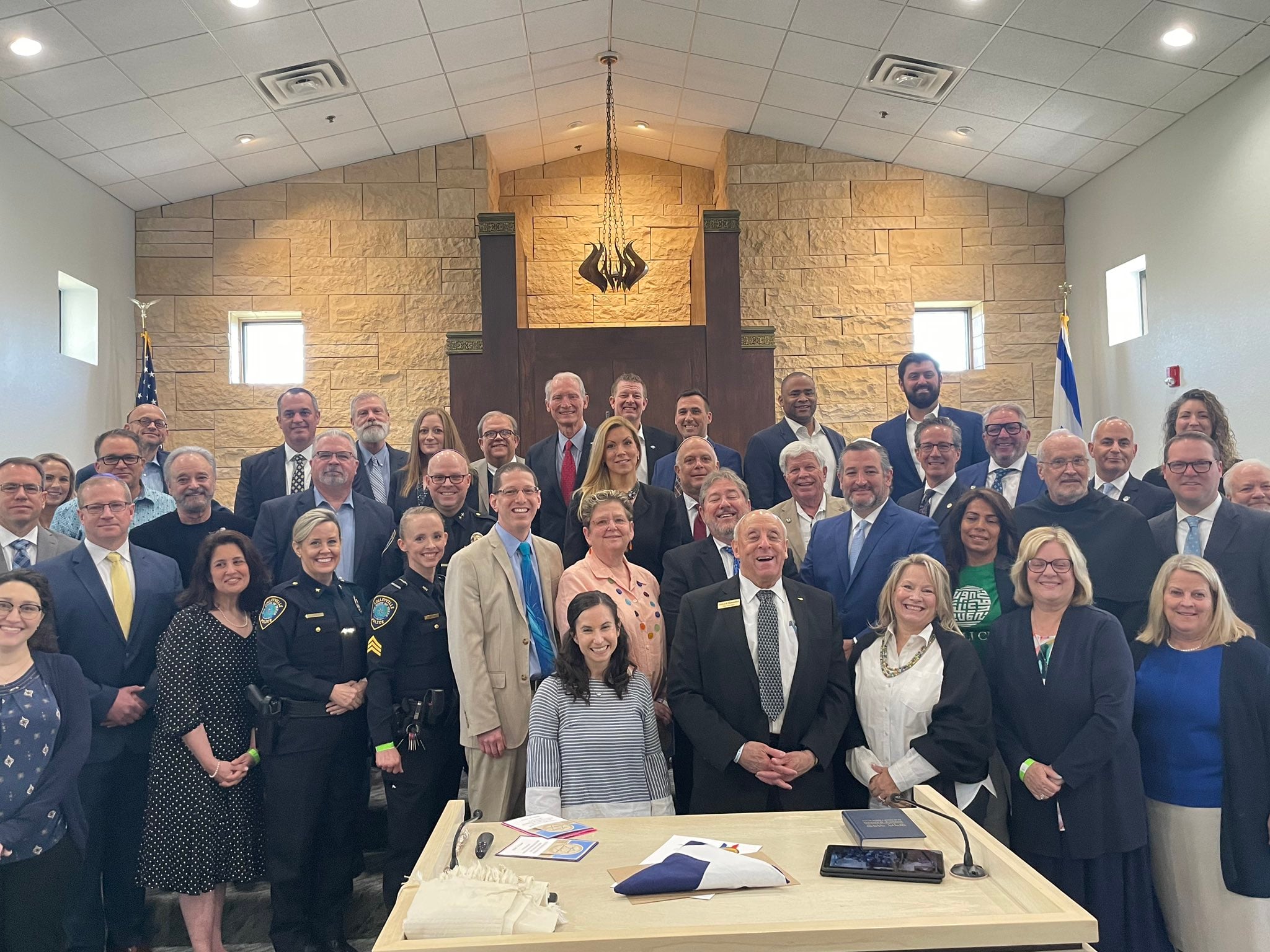 Lessons from Colleyville, Texas: How to survive a hostage situation ...