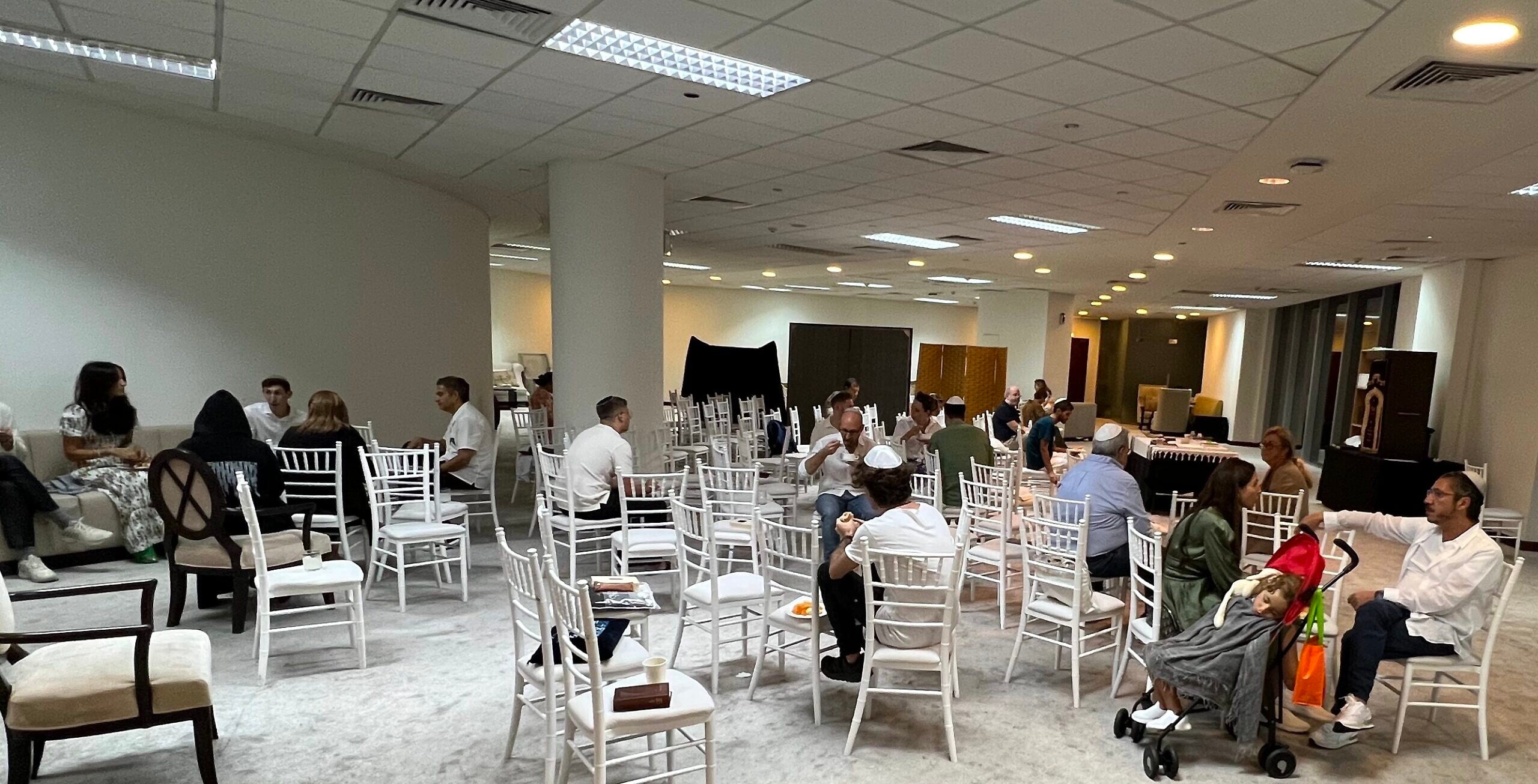 Chabad organizes Yom Kippur gatherings across the UAE - JNS.org