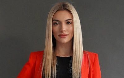 Sports journalist Emily Austin brings her ‘A game’ in defense of Israel ...