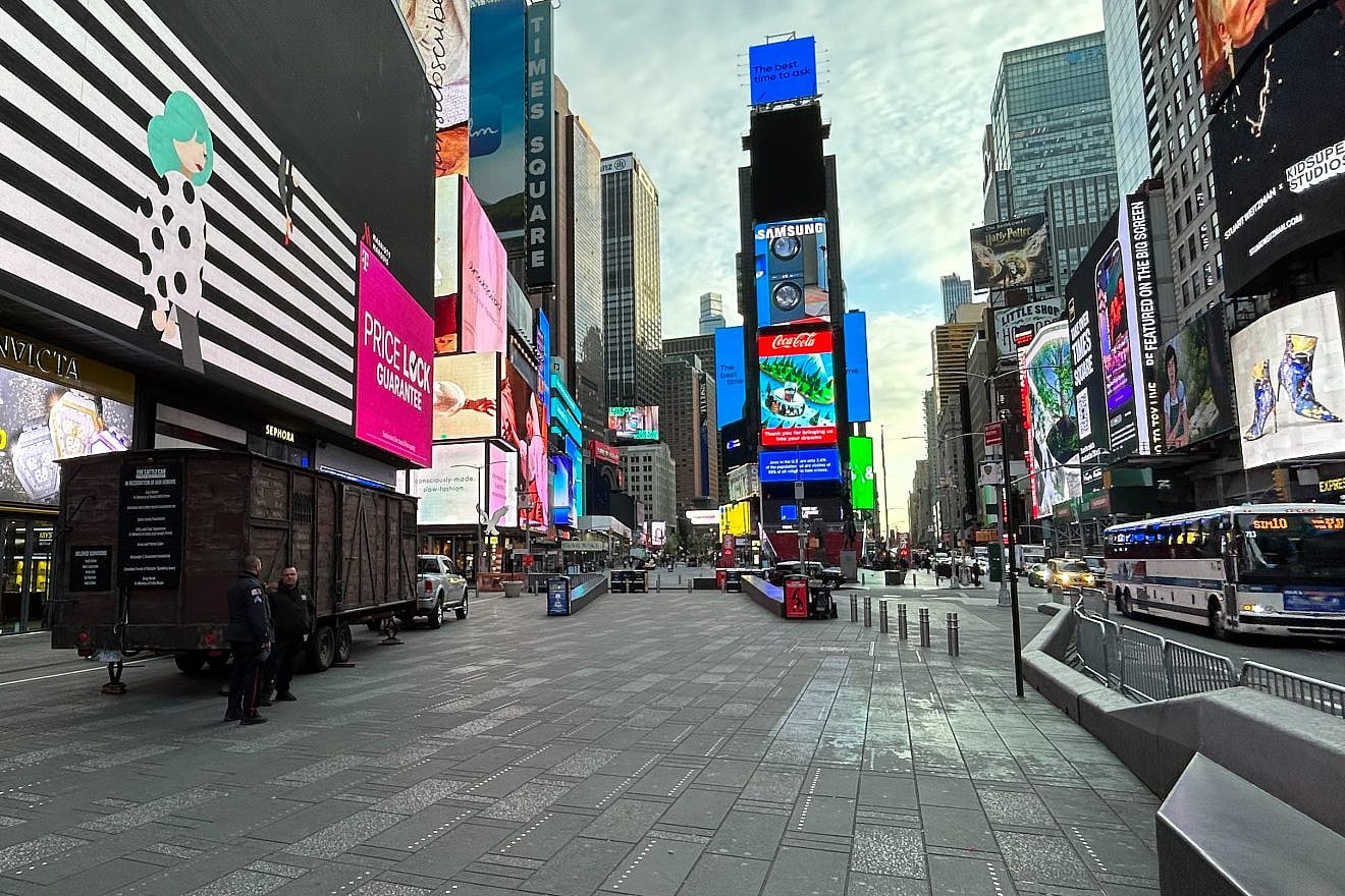 Holocaust artifacts and replica cattle car on view in Times Square ...