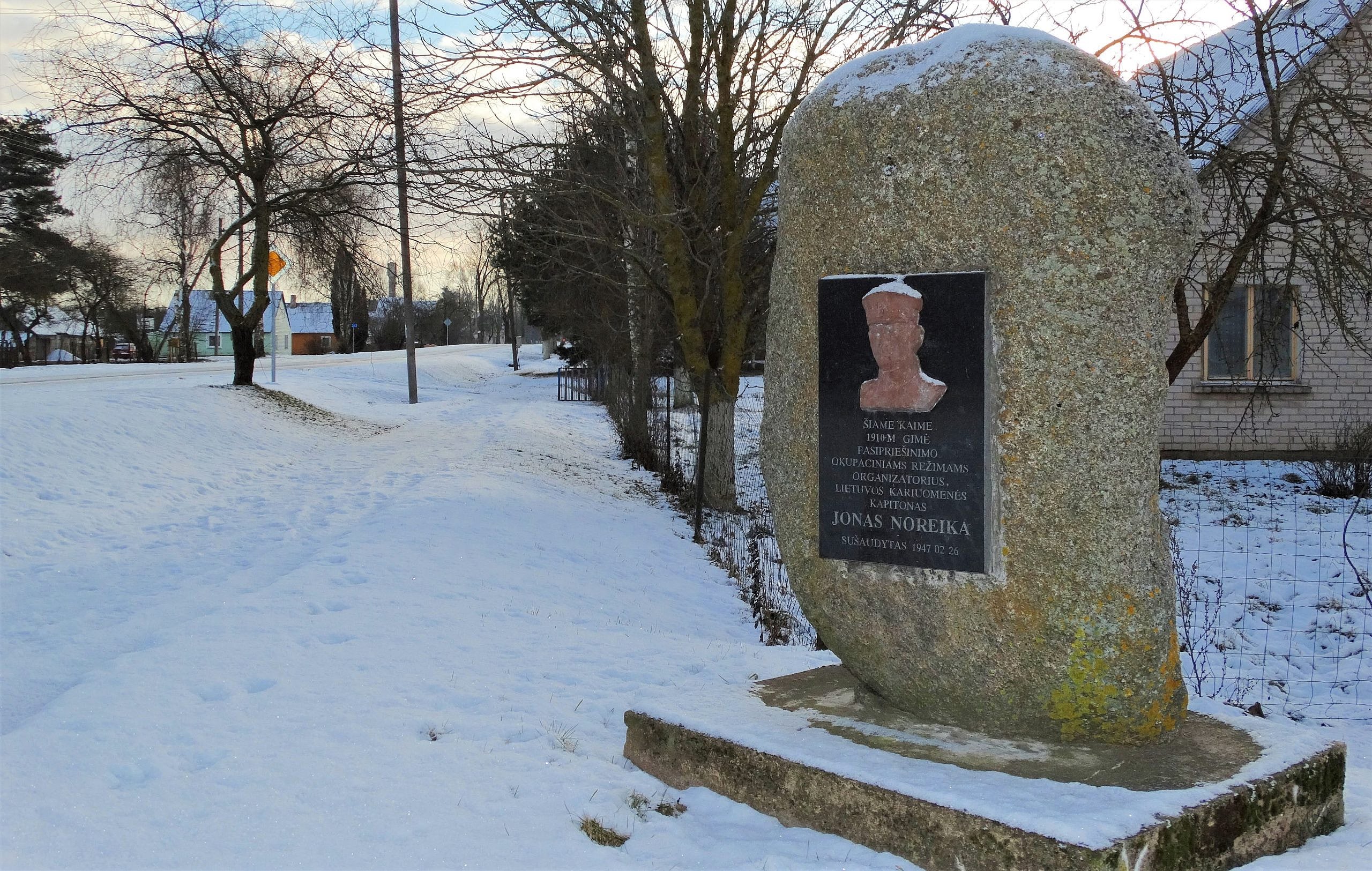 Jewish students protest Lithuania’s glorification of Nazi collaborator ...