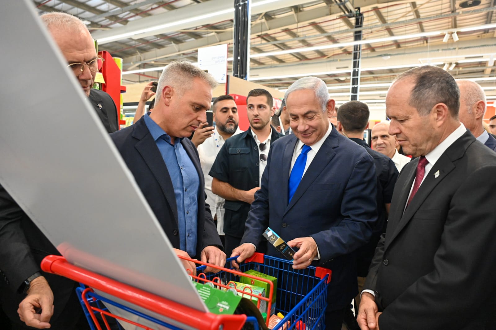 International supermarket chain Carrefour opens 50 stores across Israel ...