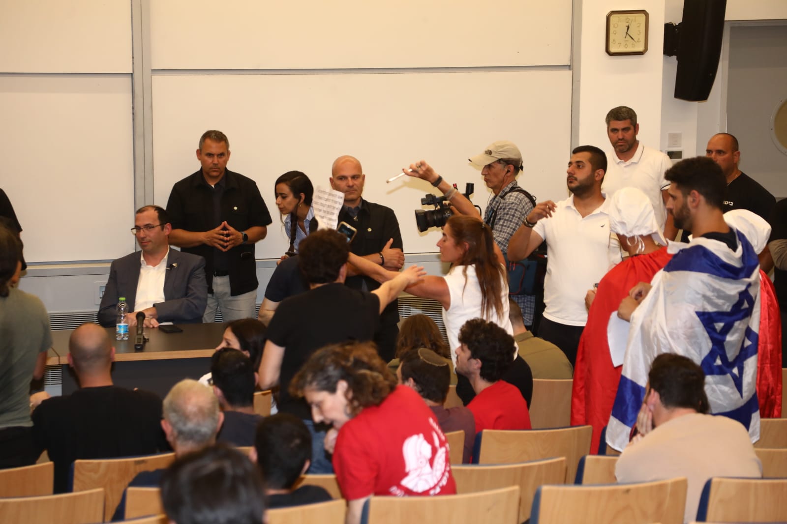 Reform opponents shout down Rothman at Tel Aviv University - JNS.org