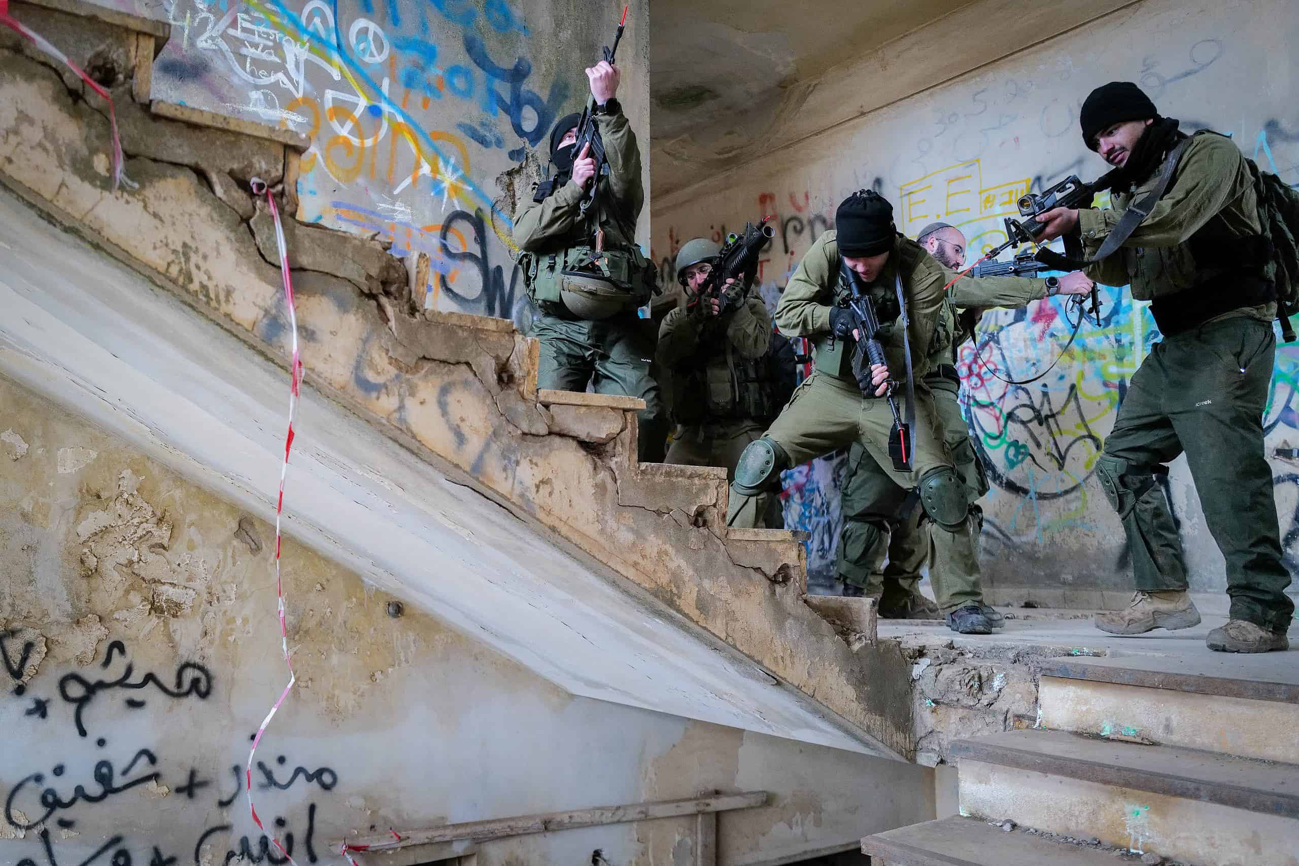IDF strikes Hamas targets along Gaza-Egypt border - JNS.org IDF strikes Hamas targets along Gaza-Egypt border - JNS.org