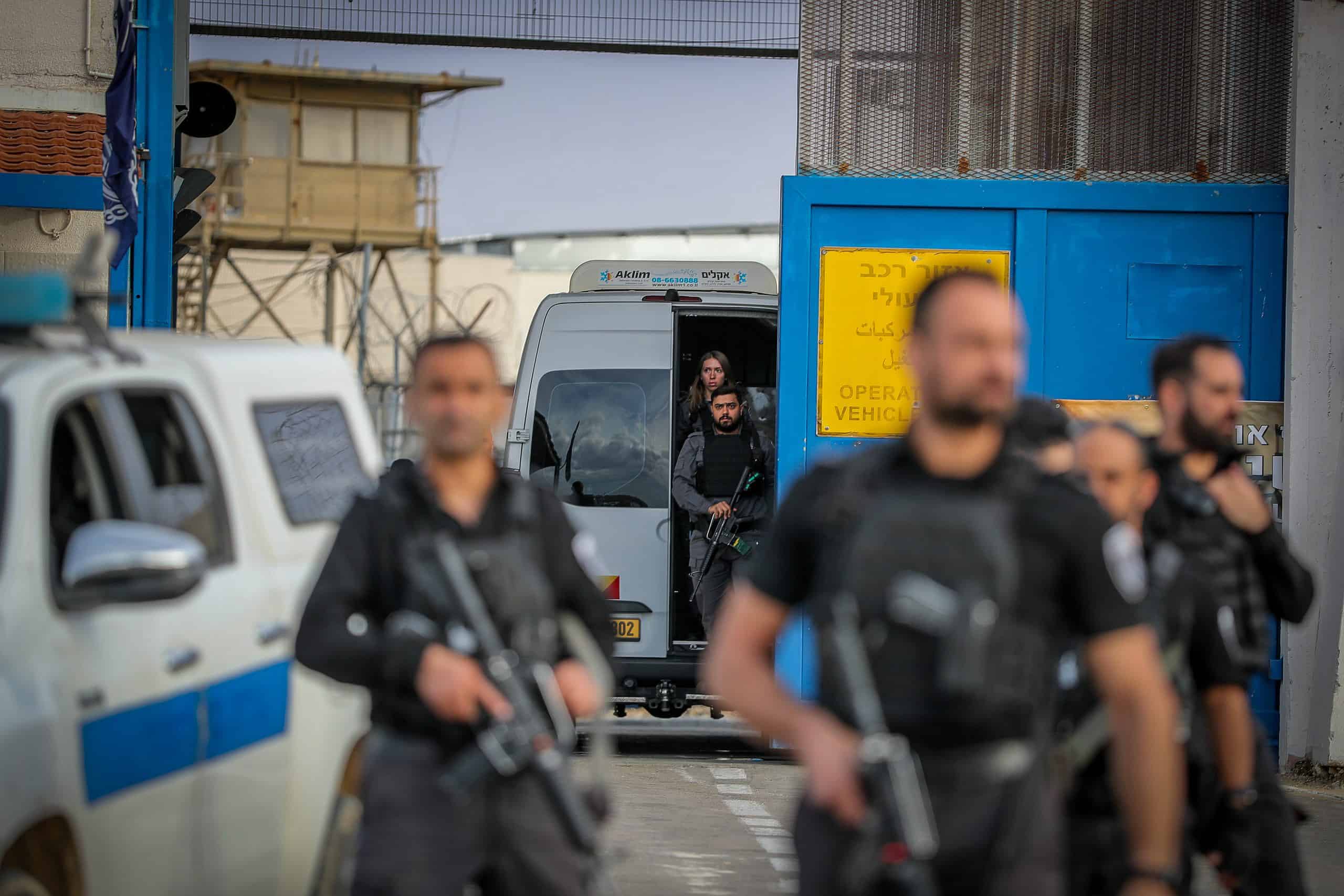 Israel to free 602 terrorists as part of ceasefire - JNS.org