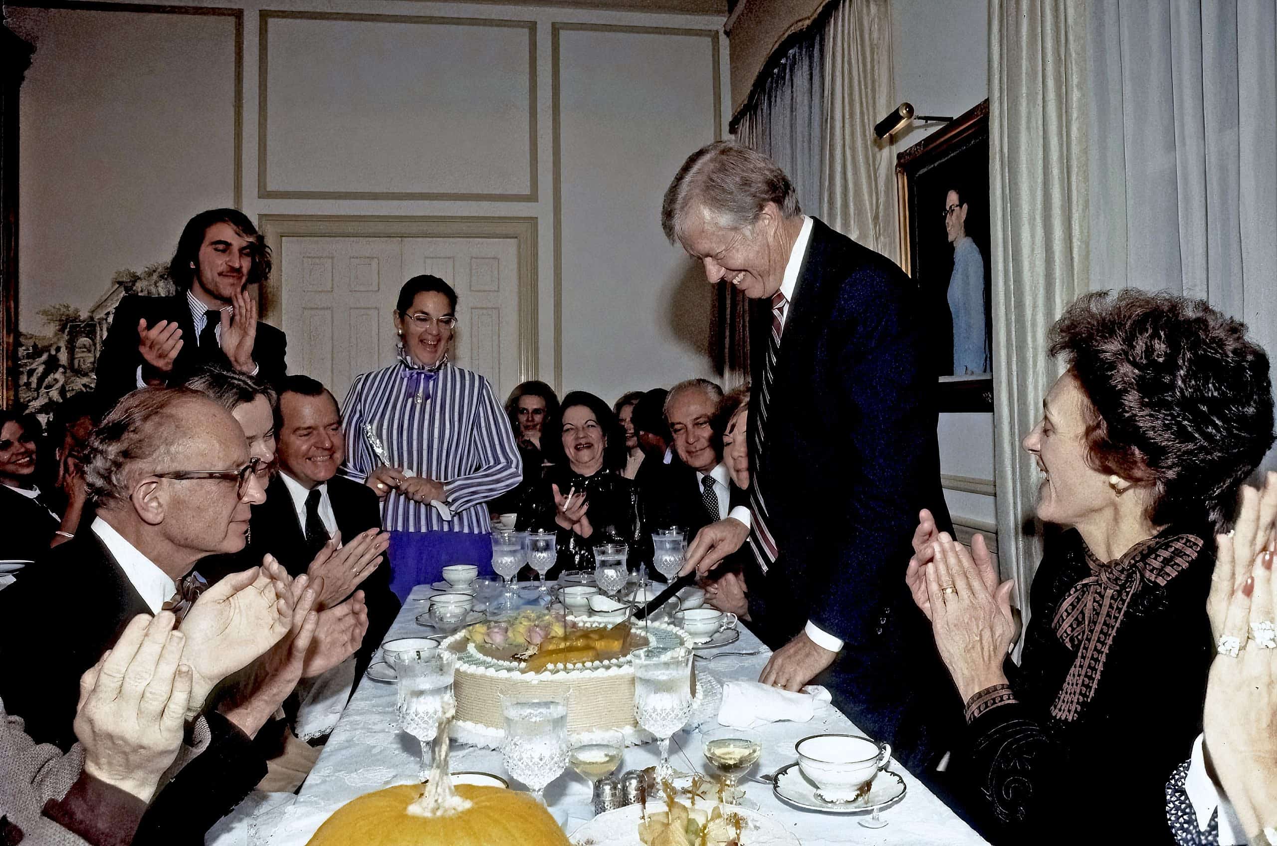 Esther Coopersmith, ‘legendary hostess’ and political activist, dies at ...