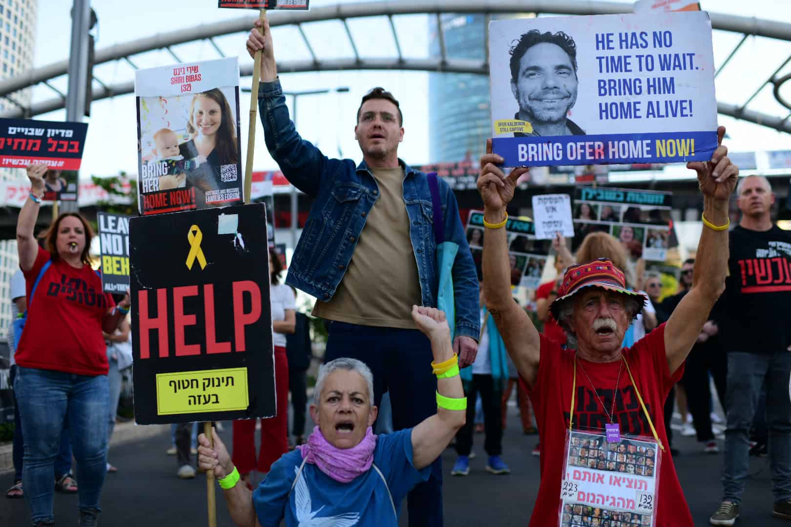 White House officials mull separate deal to free US hostages - JNS.org