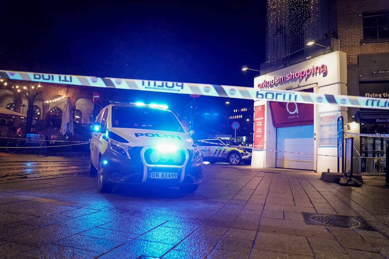 Oslo police 'save' wax Netanyahu sculpture - JNS.org