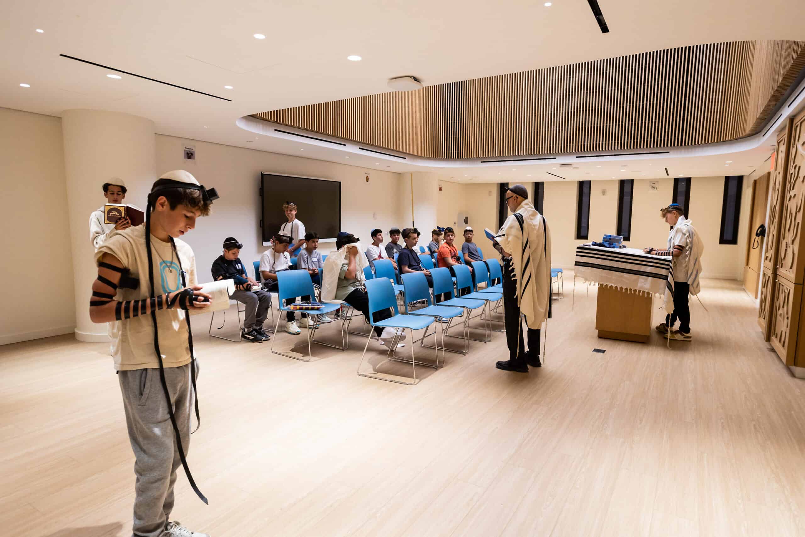 Shefa School for students with language challenges moves to brand-new ...