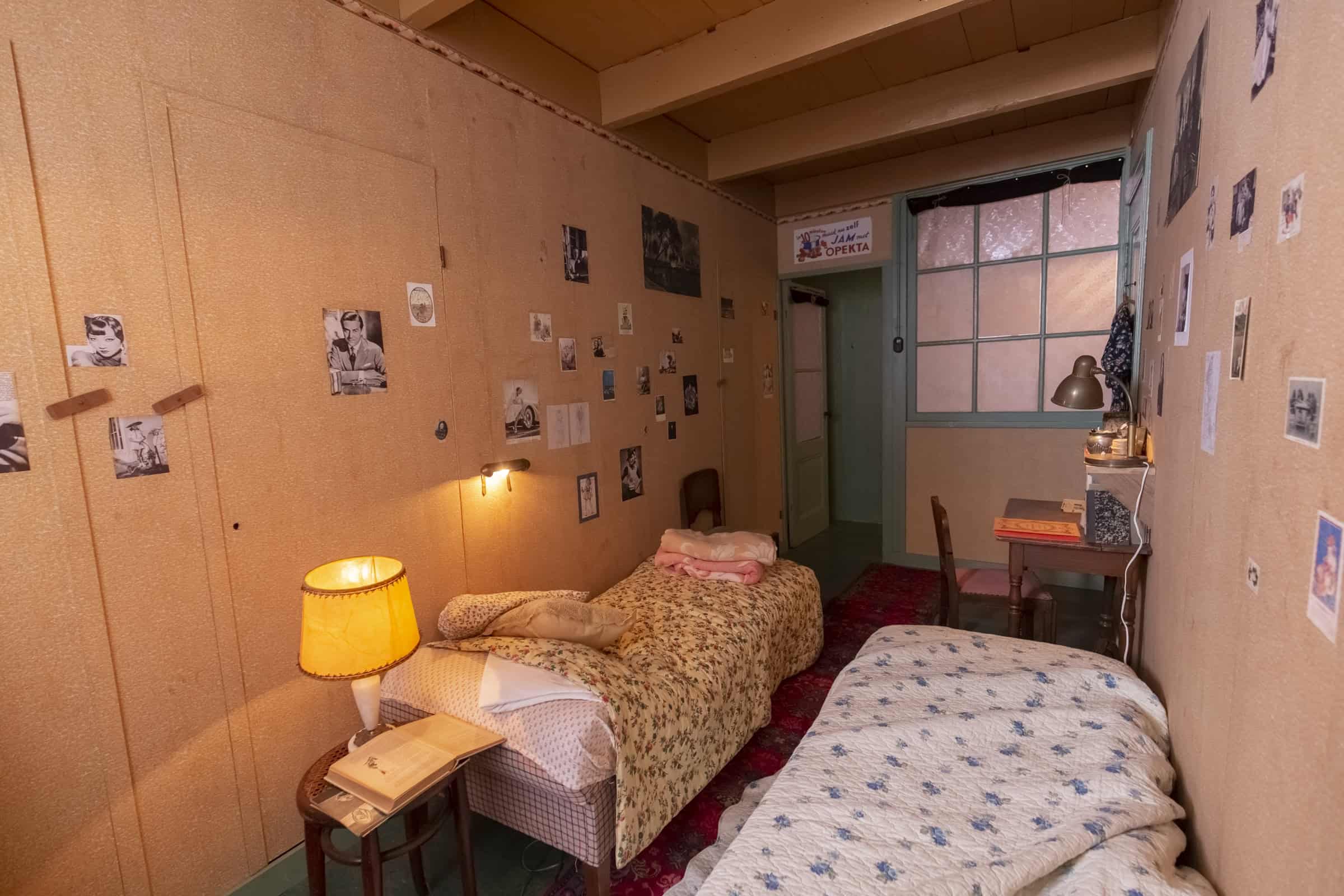 New York exhibition to recreate Anne Frank’s annex - JNS.org