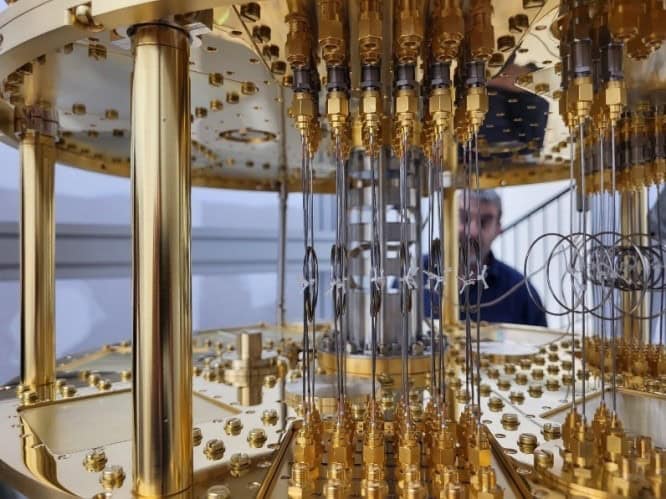 First-ever Israeli-built quantum supercomputer unveiled in Jerusalem ...