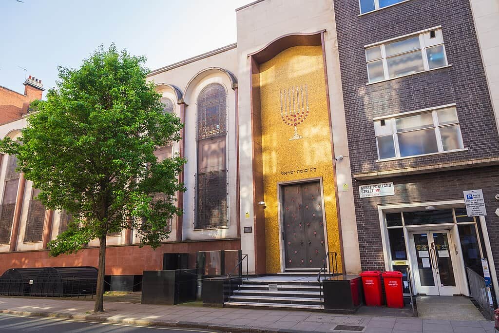 British neo-Nazi group convicted of planning attacks on synagogues, mosques in 'race war' - JNS.org