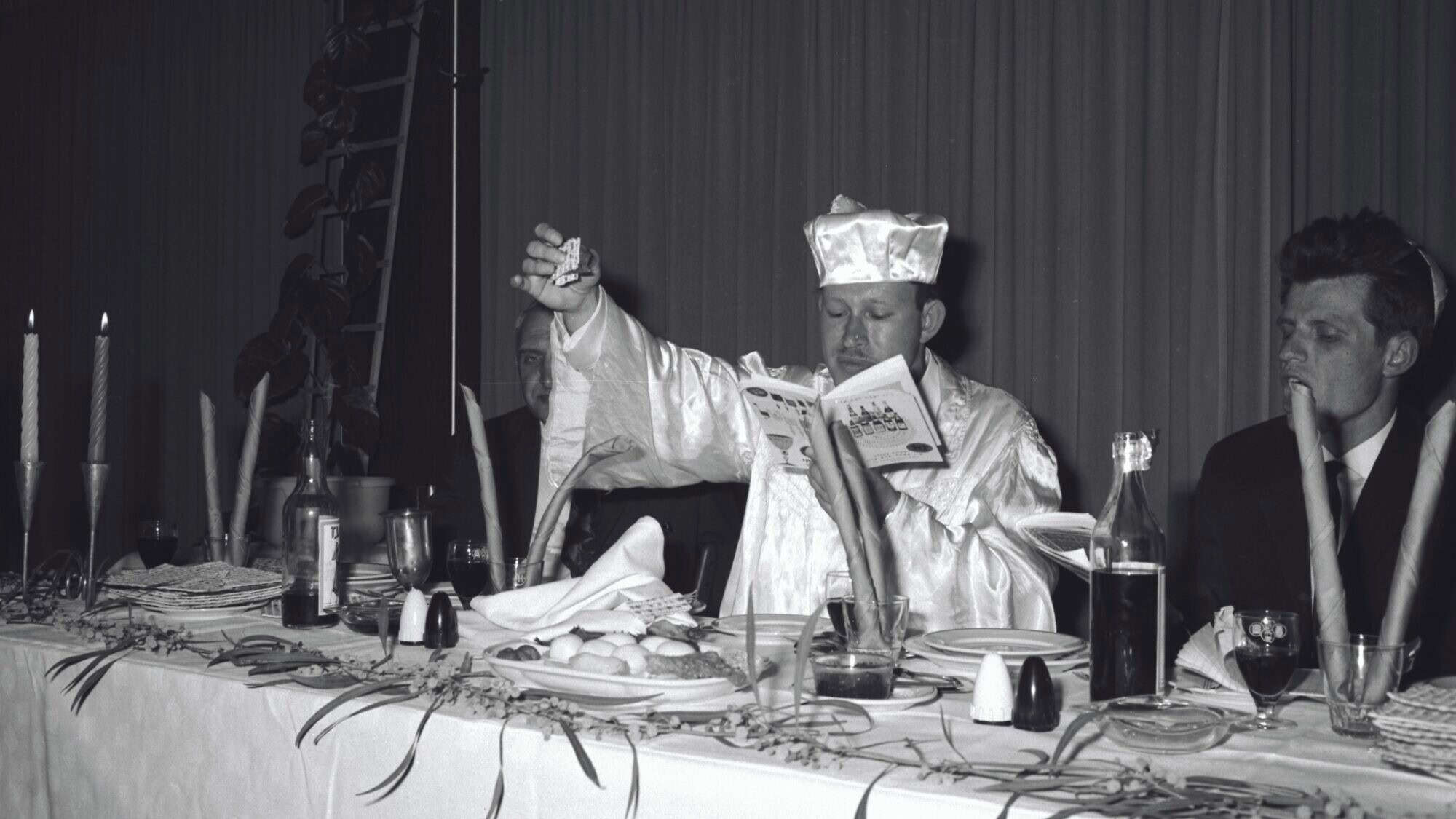 Passover nostalgia: Rare photos of Israeli celebrations through the ...