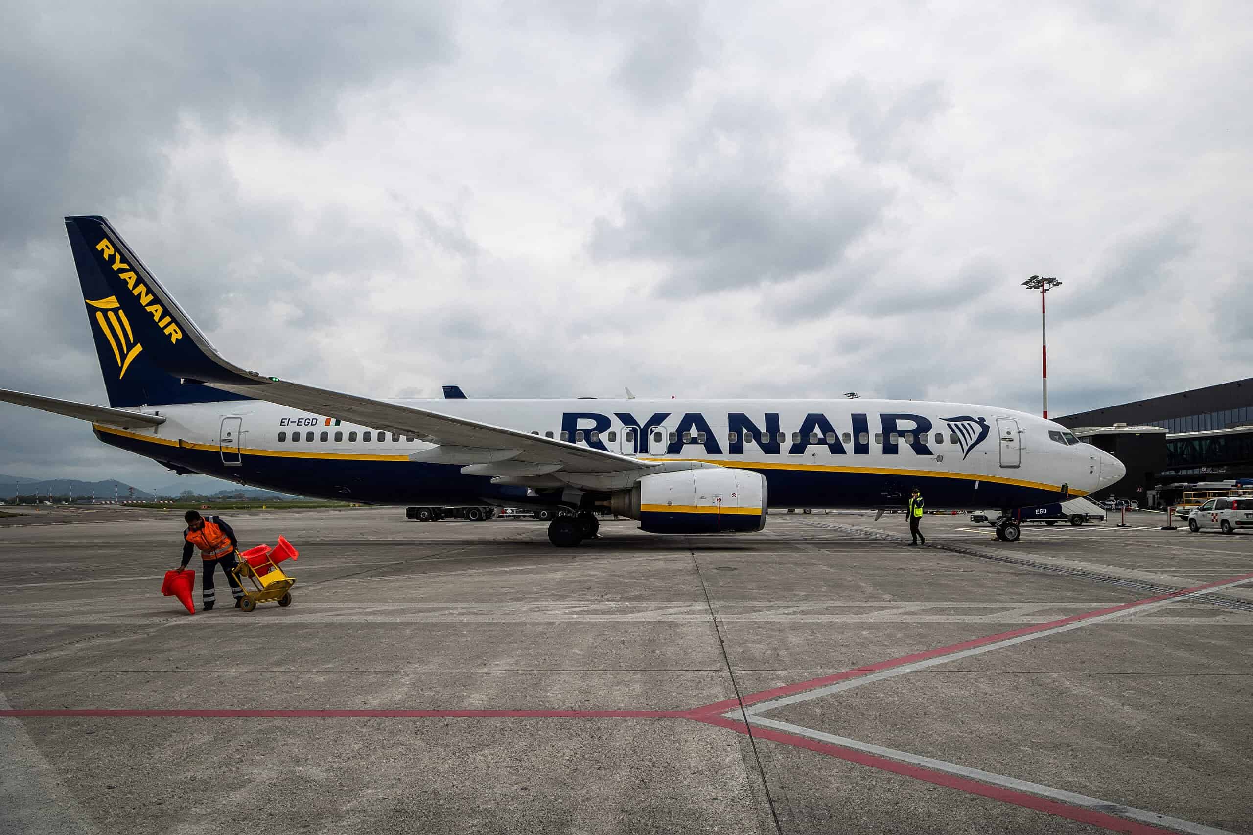 Ryanair suspends Tel Aviv flights over airport dispute - JNS.org