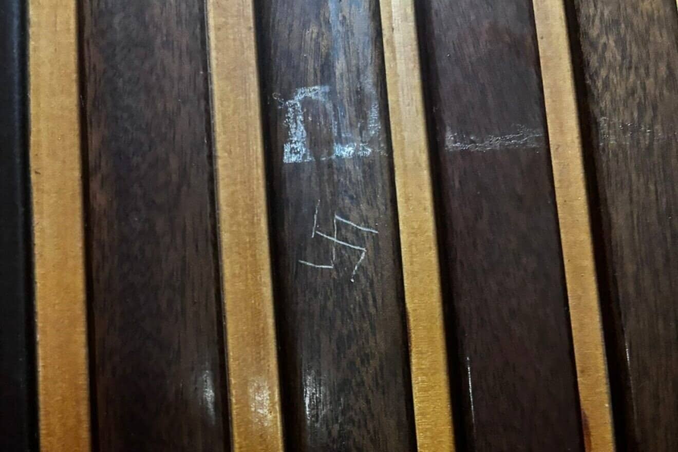 KKL-JNF offices in Rome find swastika carved on door, urge ...
