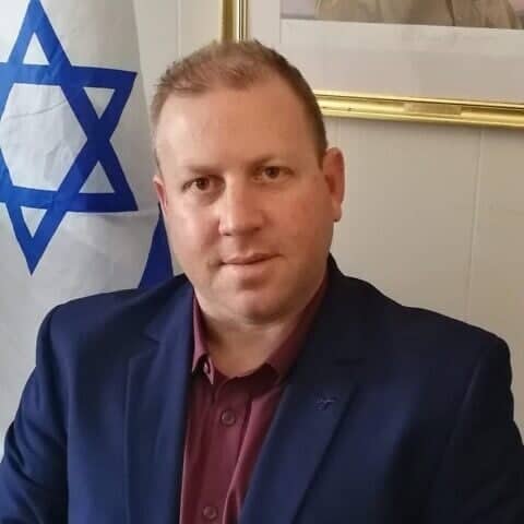 Back to the border: A community’s return, resilience and renewal in ...