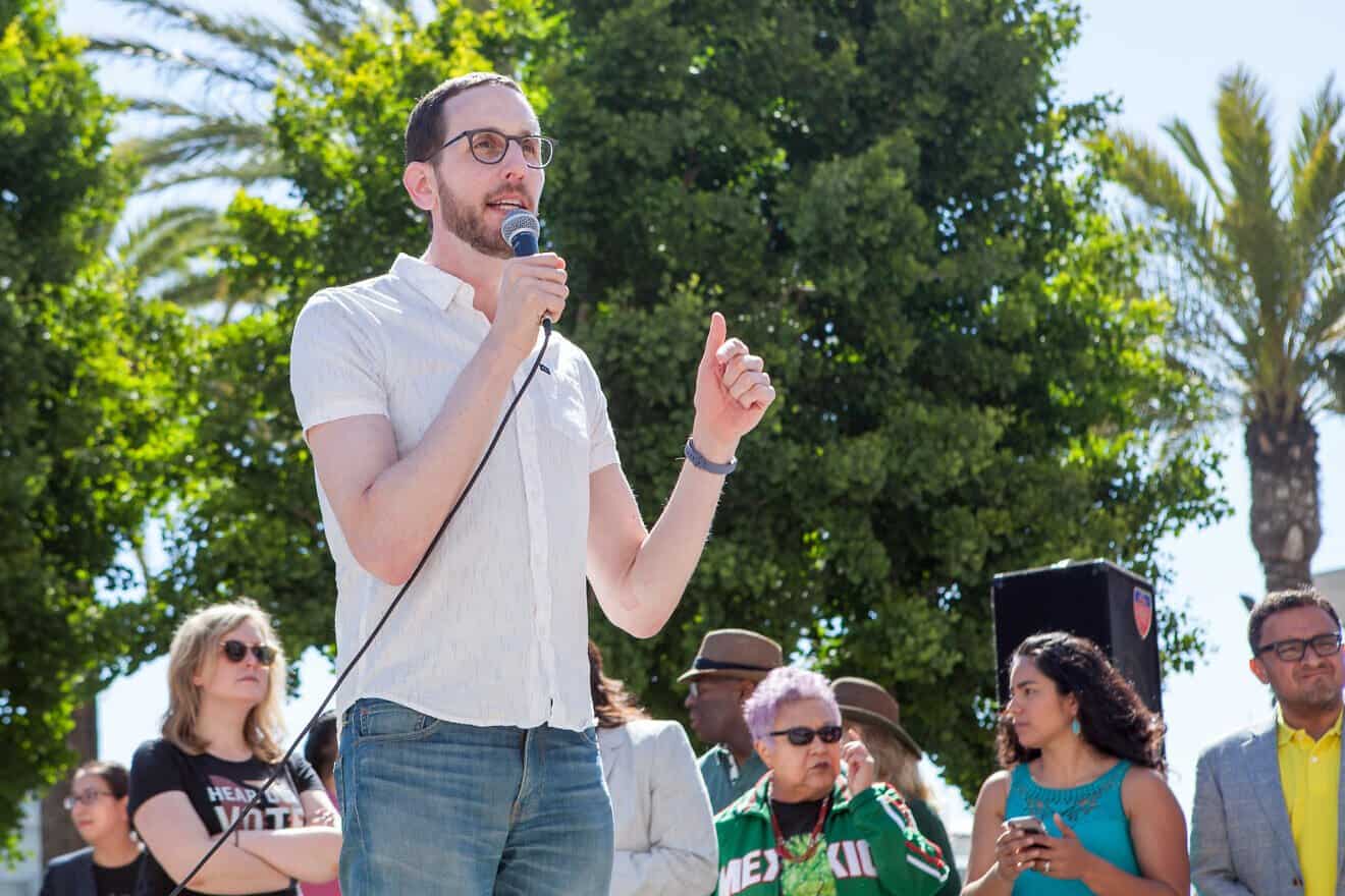 California state senator to resign from Jewish caucus over Gaza ...