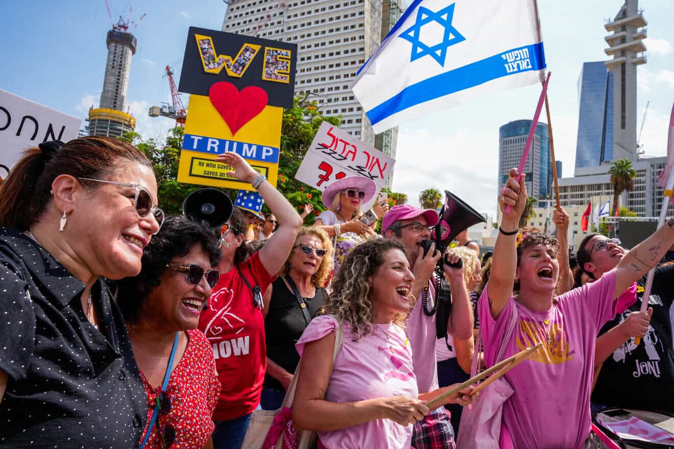 In pictures: Israelis celebrate hostage deal - JNS.org