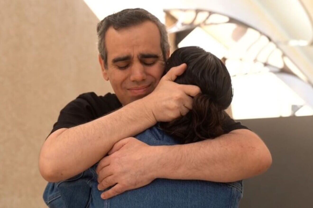 Israel transfixed as freed hostages embrace tearful families - JNS.org