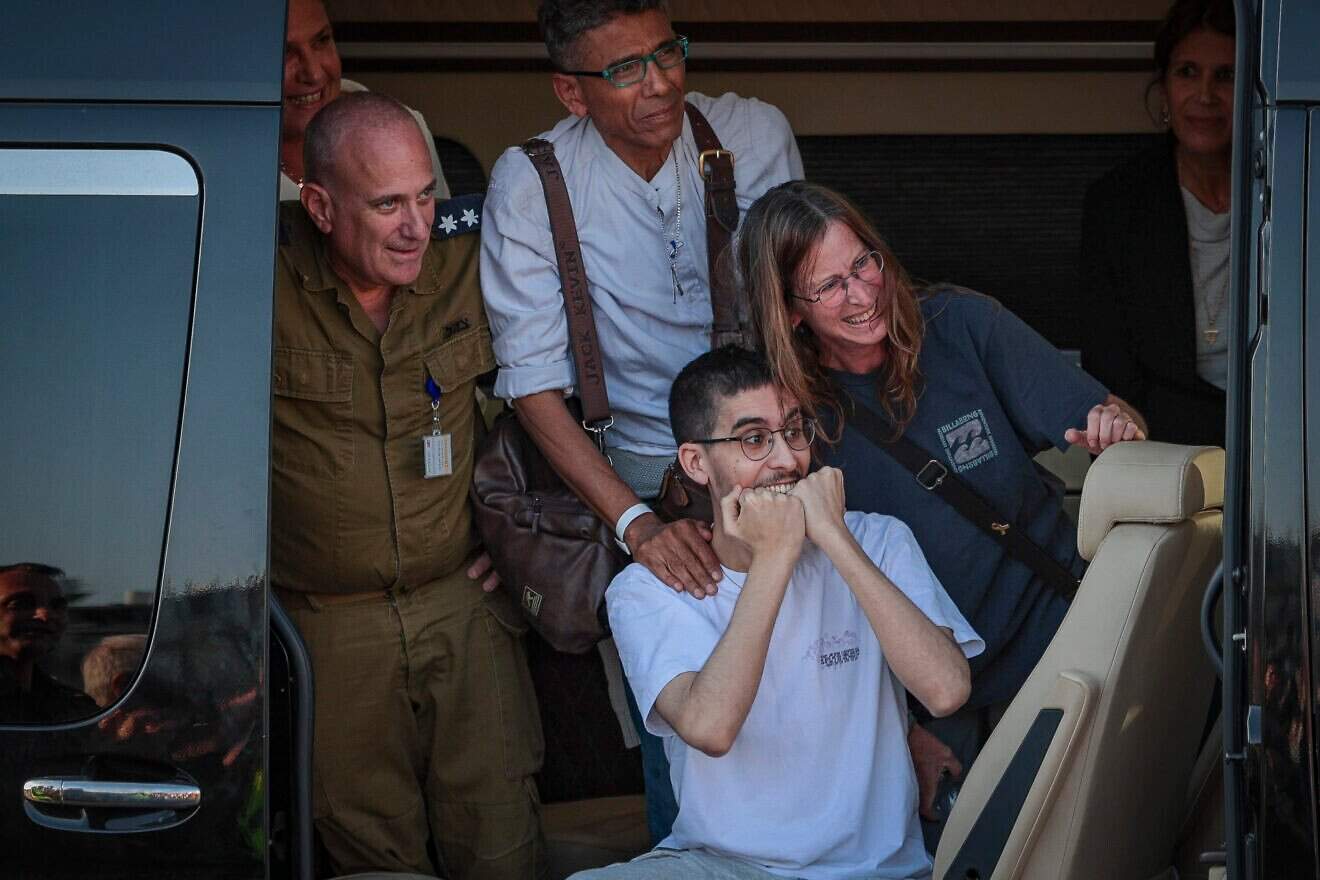 Hostages describe torture and torment in Gaza - JNS.org