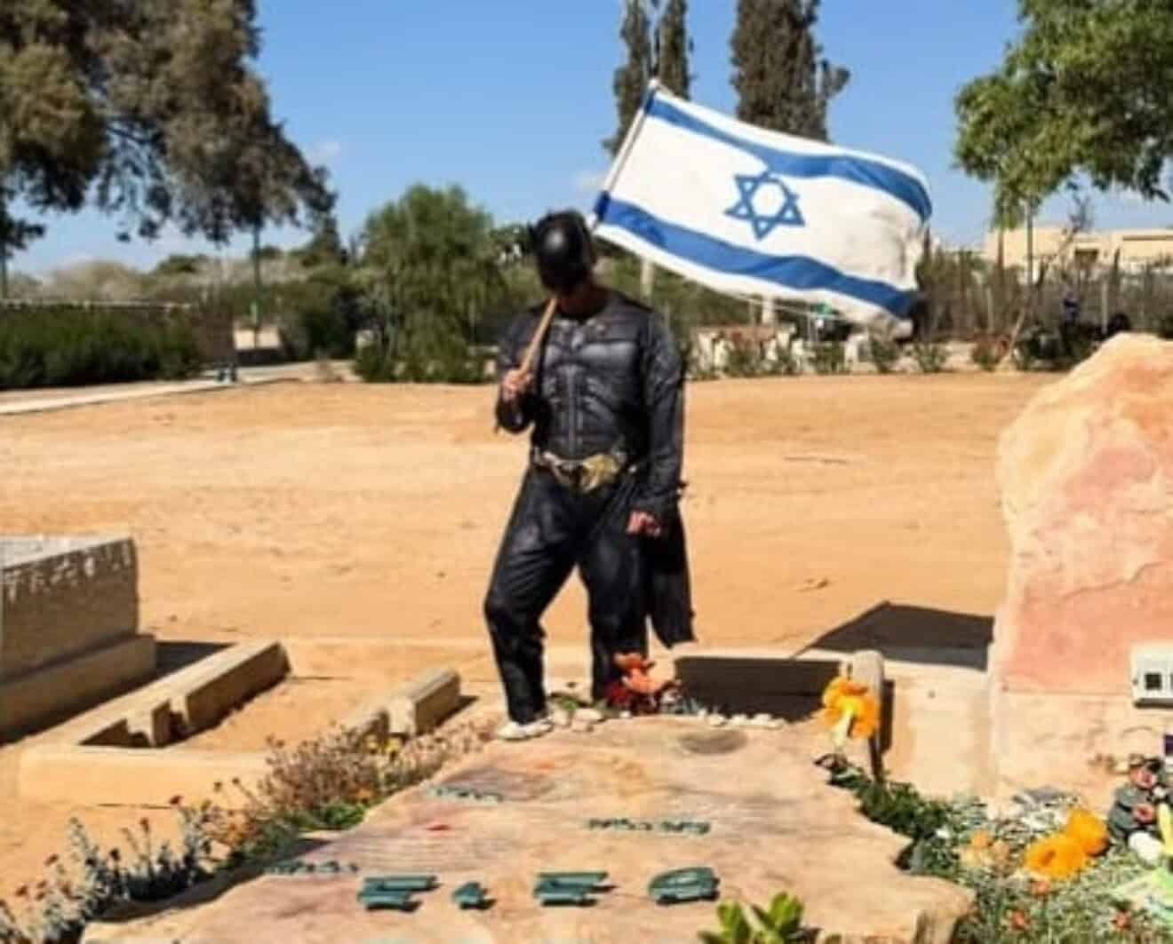 Manchester's ‘Marathon Batman’ runs for the Bibas family - JNS.org