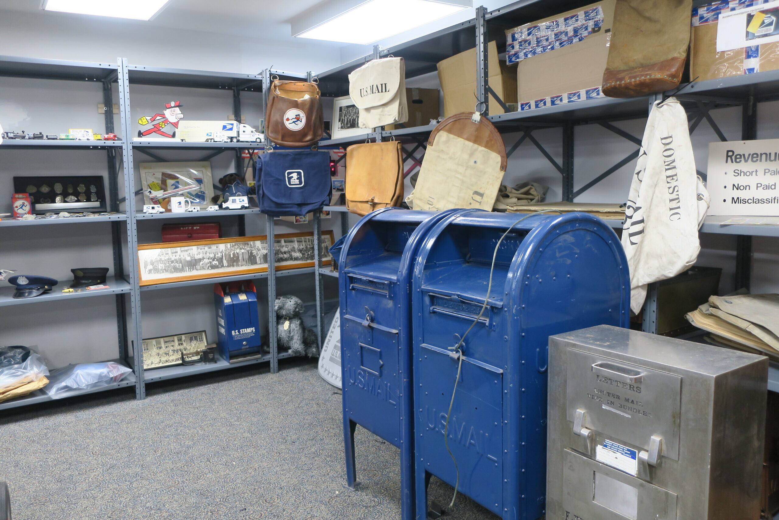 ‘Never a photo op he didn’t like’: Jewish NY postmaster grew, shaped ...