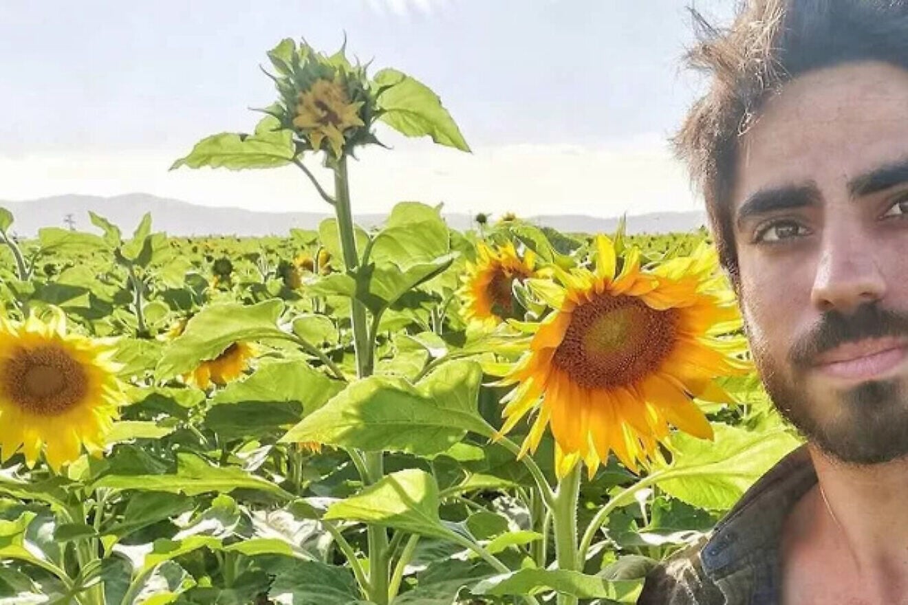 Israeli who confronted Sydney terrorist remains in critical condition ...