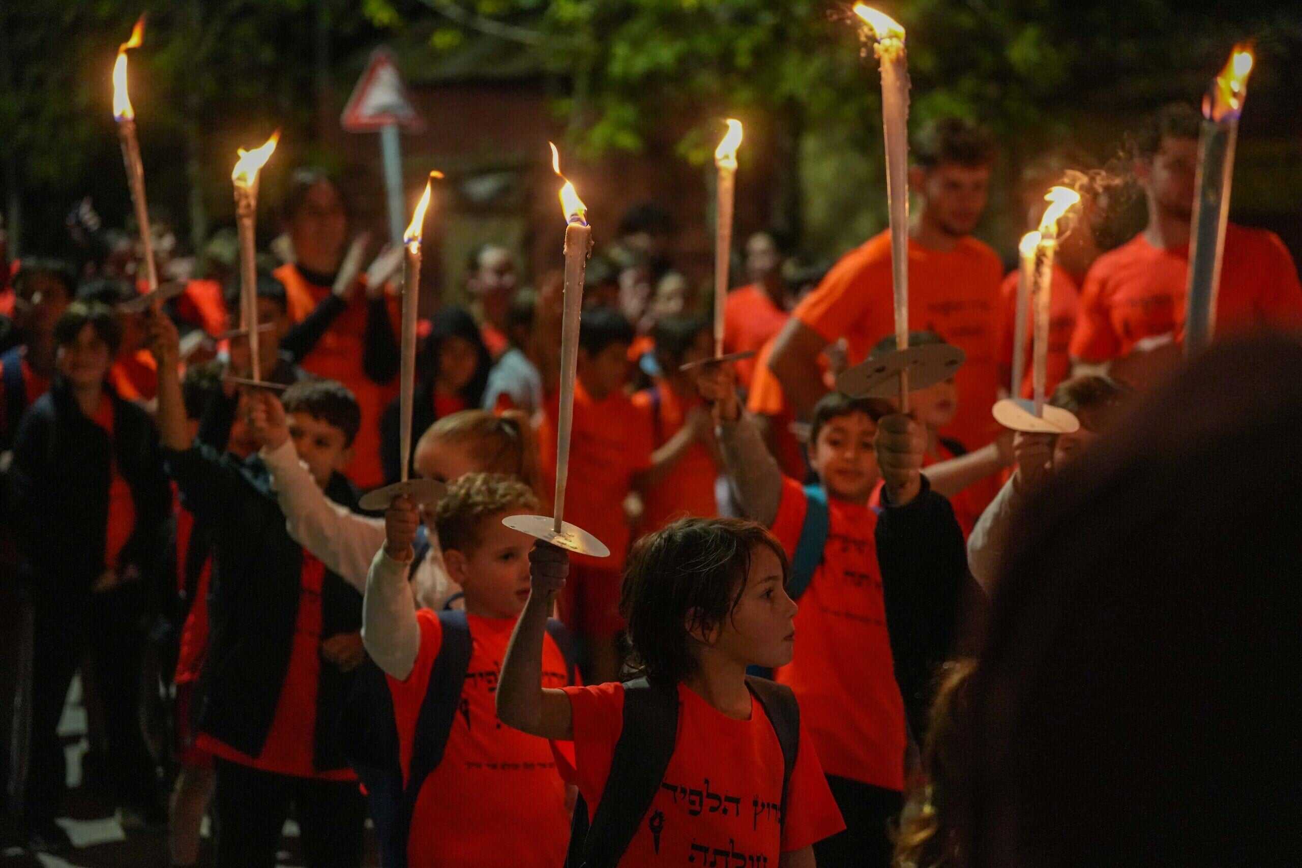 Now is not the time to bow down - JNS.org