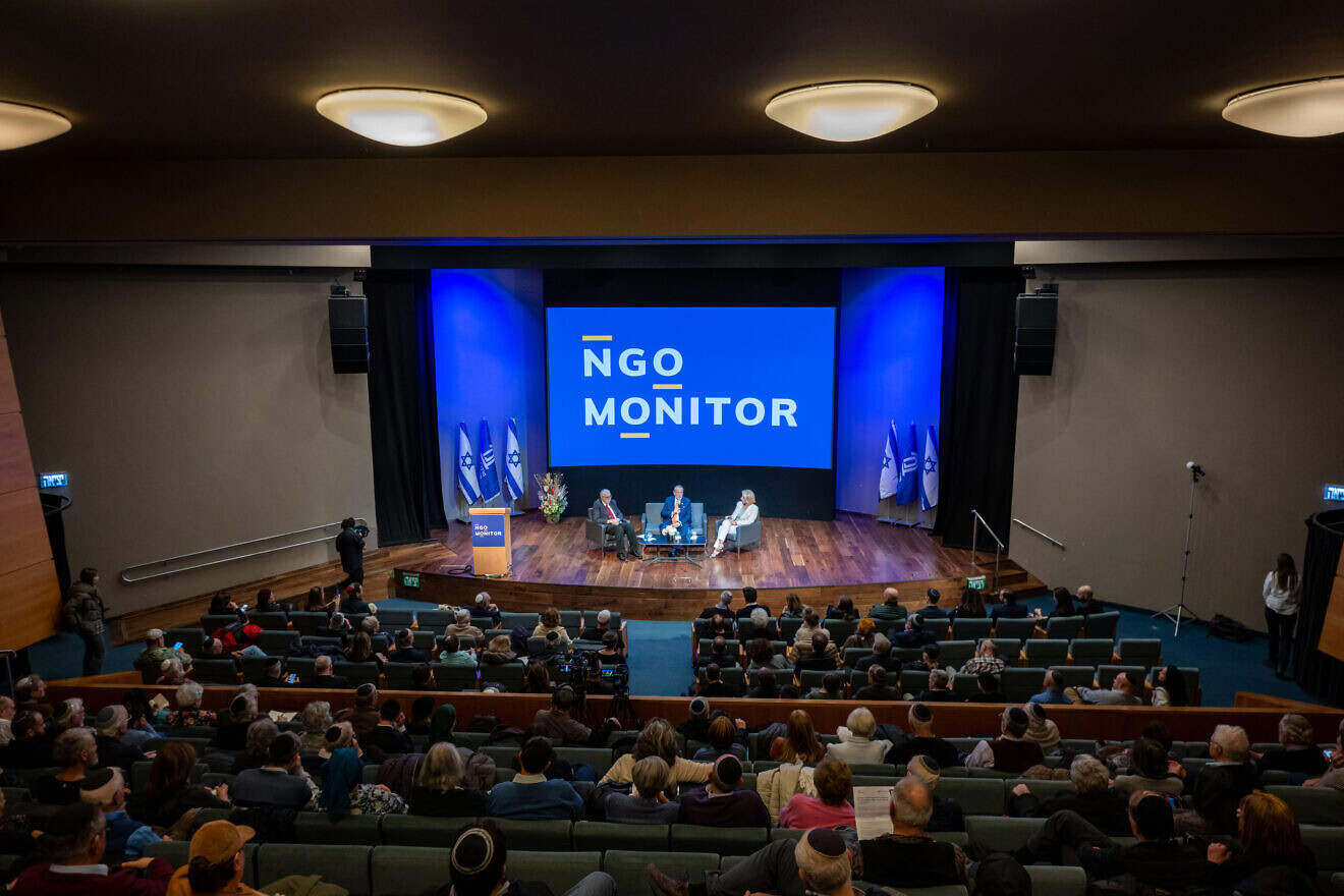 Huckabee: In the NGO war on Israel, ‘silence is agreement’ - JNS.org