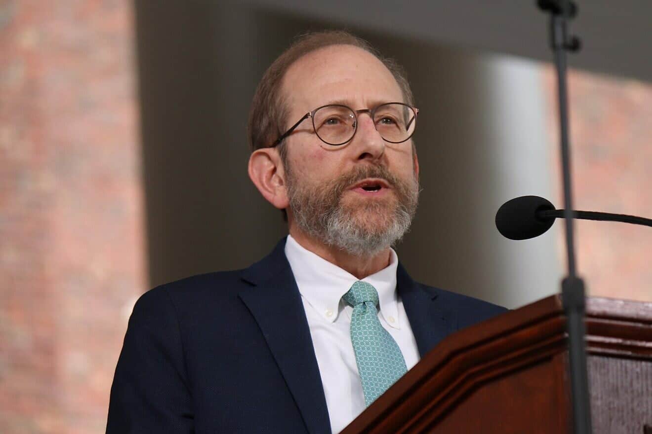 Harvard ‘went wrong’ by allowing faculty activism, university president ...