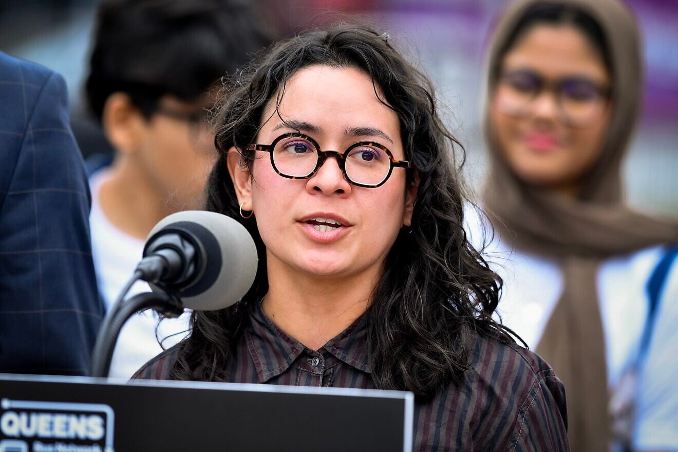 Anti-Israel activist introduces congressional candidate at NYC event ...