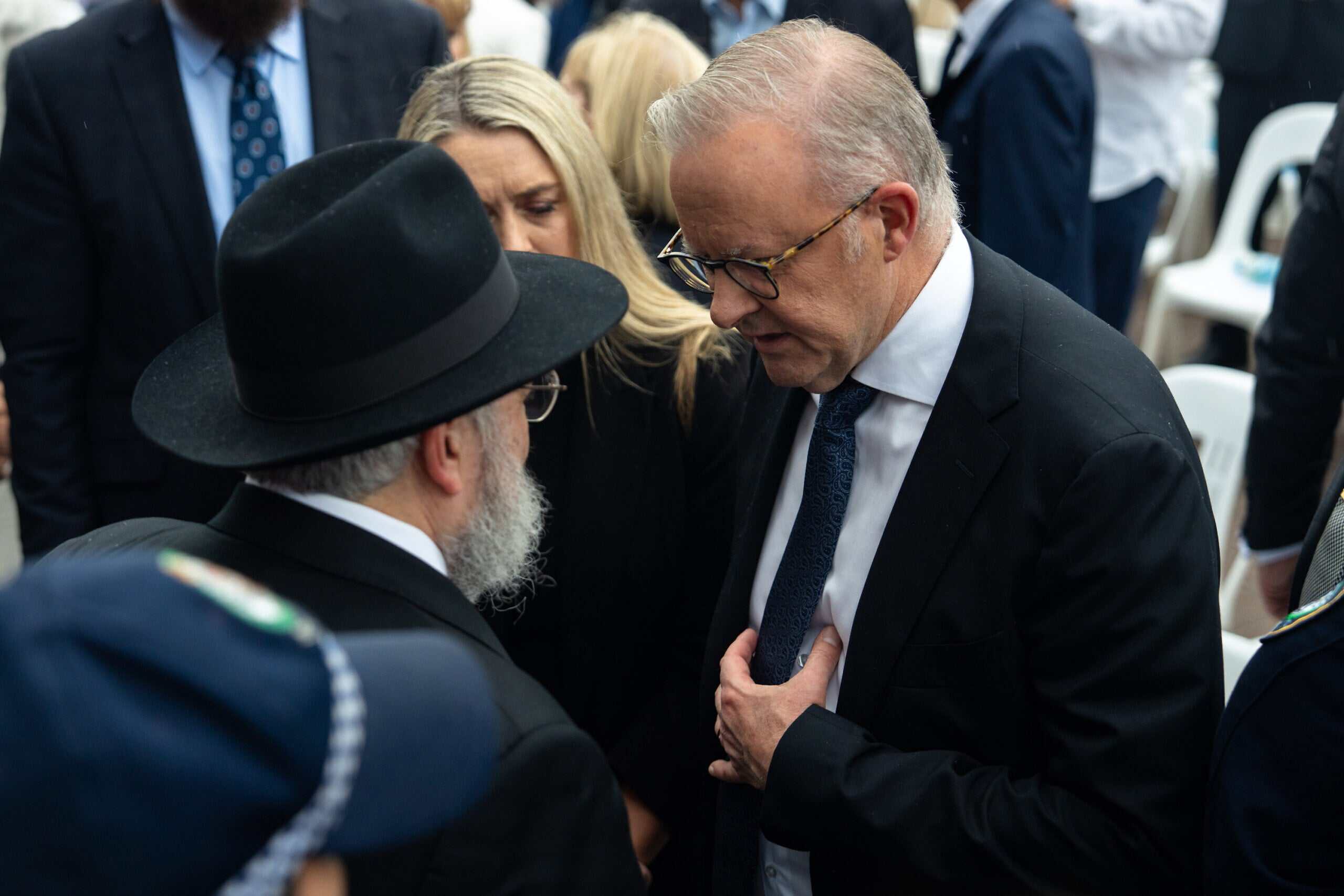 Australia launches royal commission into Bondi Beach shooting - JNS.org