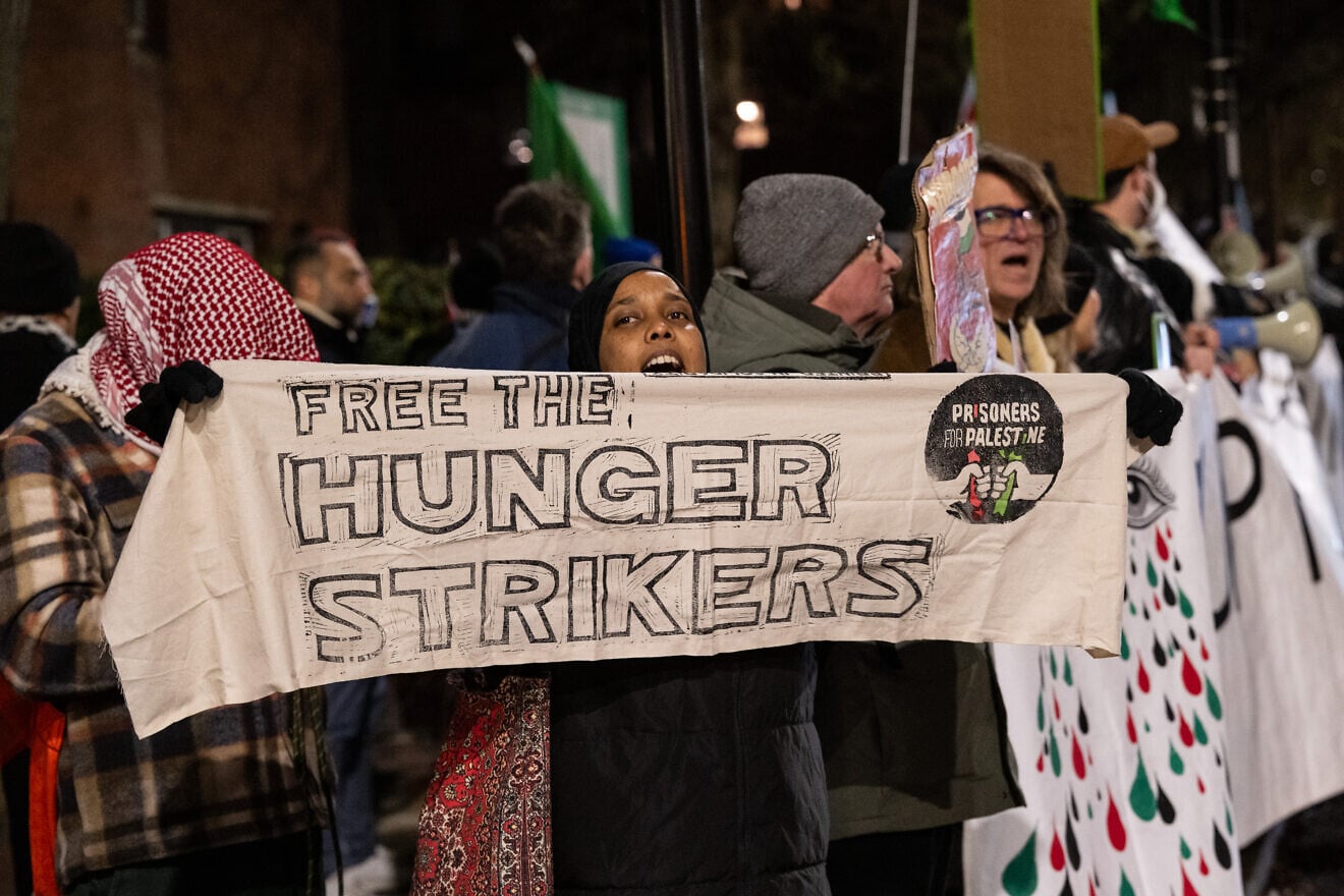 86 Palestine Action supporters detained over prison protest - JNS.org