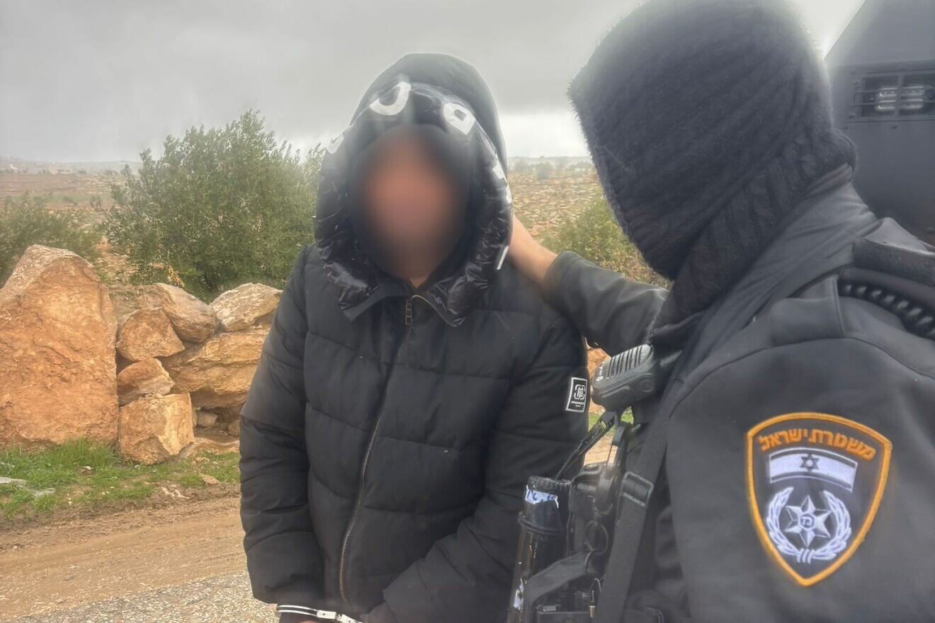 Israeli security forces nab Bedouins posing as IDF in robbery near ...